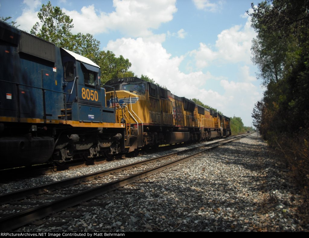 CSX 8050